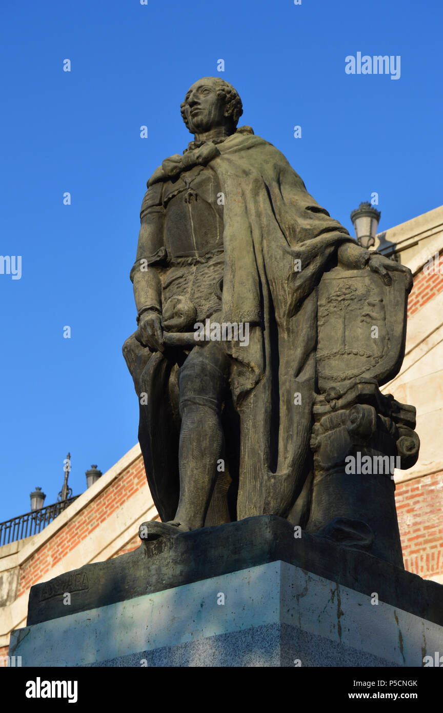 Bronze sculpture of King Carlos III of Spain. In Madrid Stock Photo - Alamy