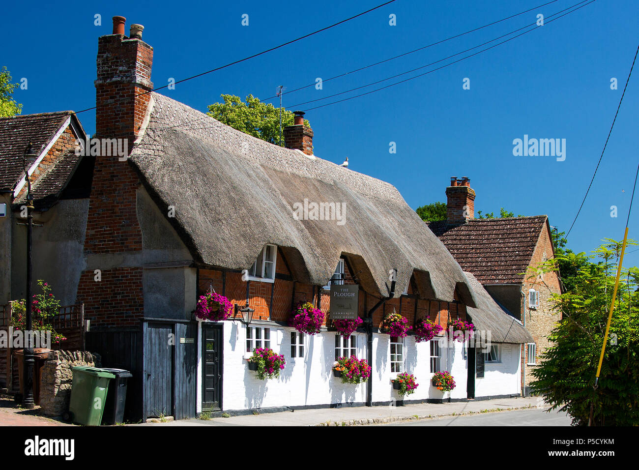 Uk pub entrance doors hi-res stock photography and images - Alamy