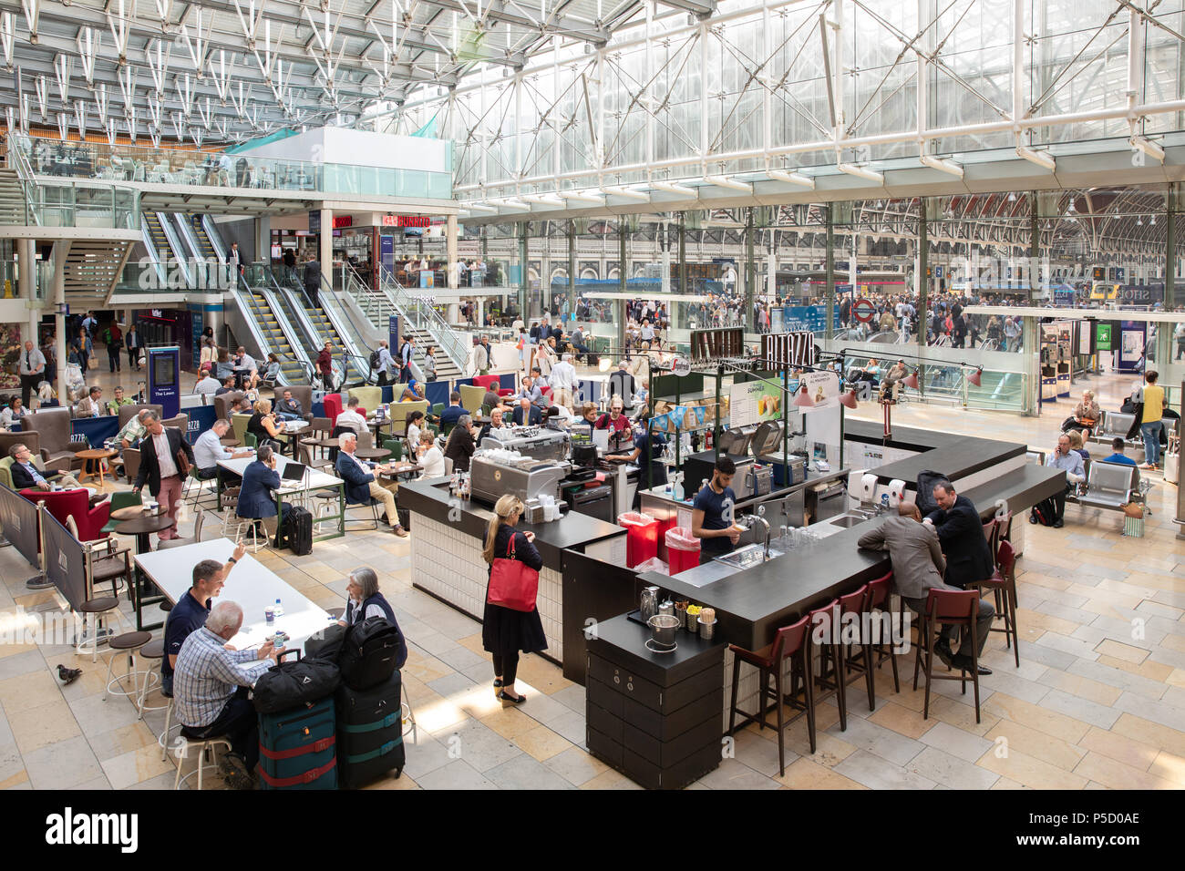 Caffe Ritazza in Paddington station, London Stock Photo - Alamy