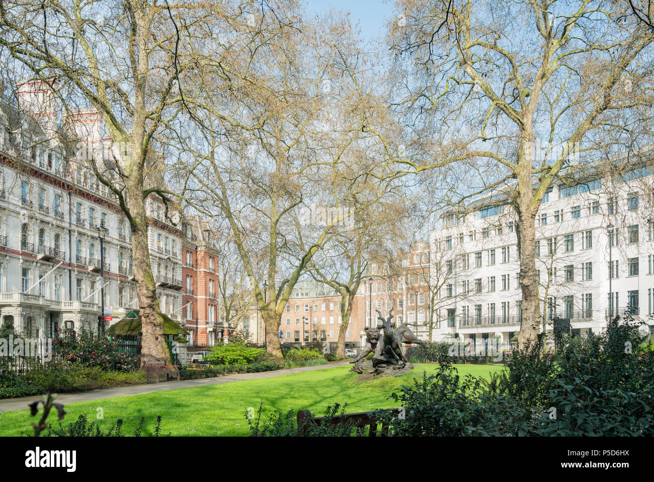 Warwick square gardens hi-res stock photography and images - Alamy