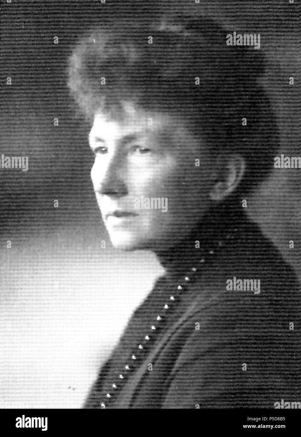 N/A. Deutsch: Porträt von Anna Zanders . circa 1900. Unknown 105 Anna ...