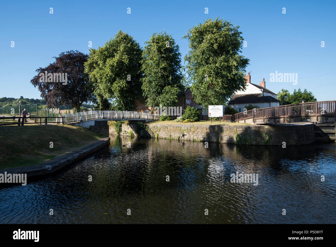 Beeston lock hi-res stock photography and images - Alamy