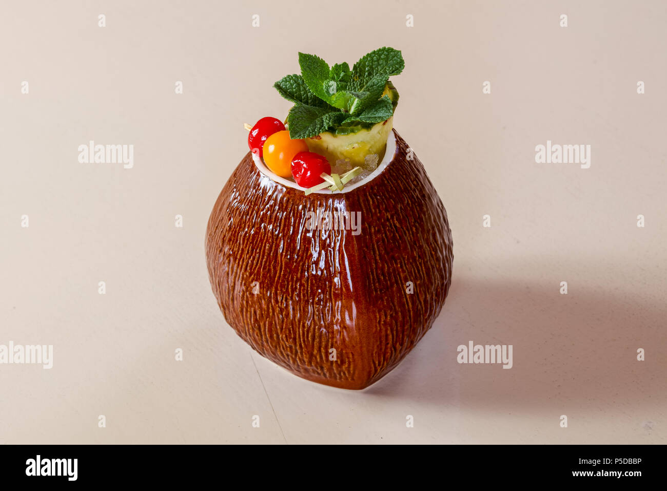 Hawaii cocktail bar drink Stock Photo - Alamy
