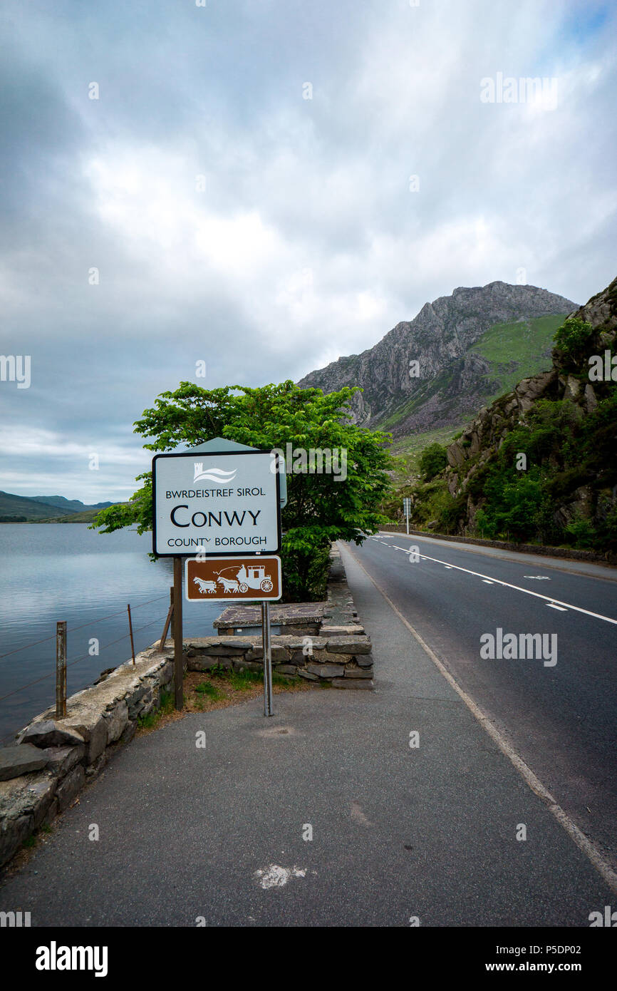 Road sign to Conwy in Snowdonia Stock Photo - Alamy
