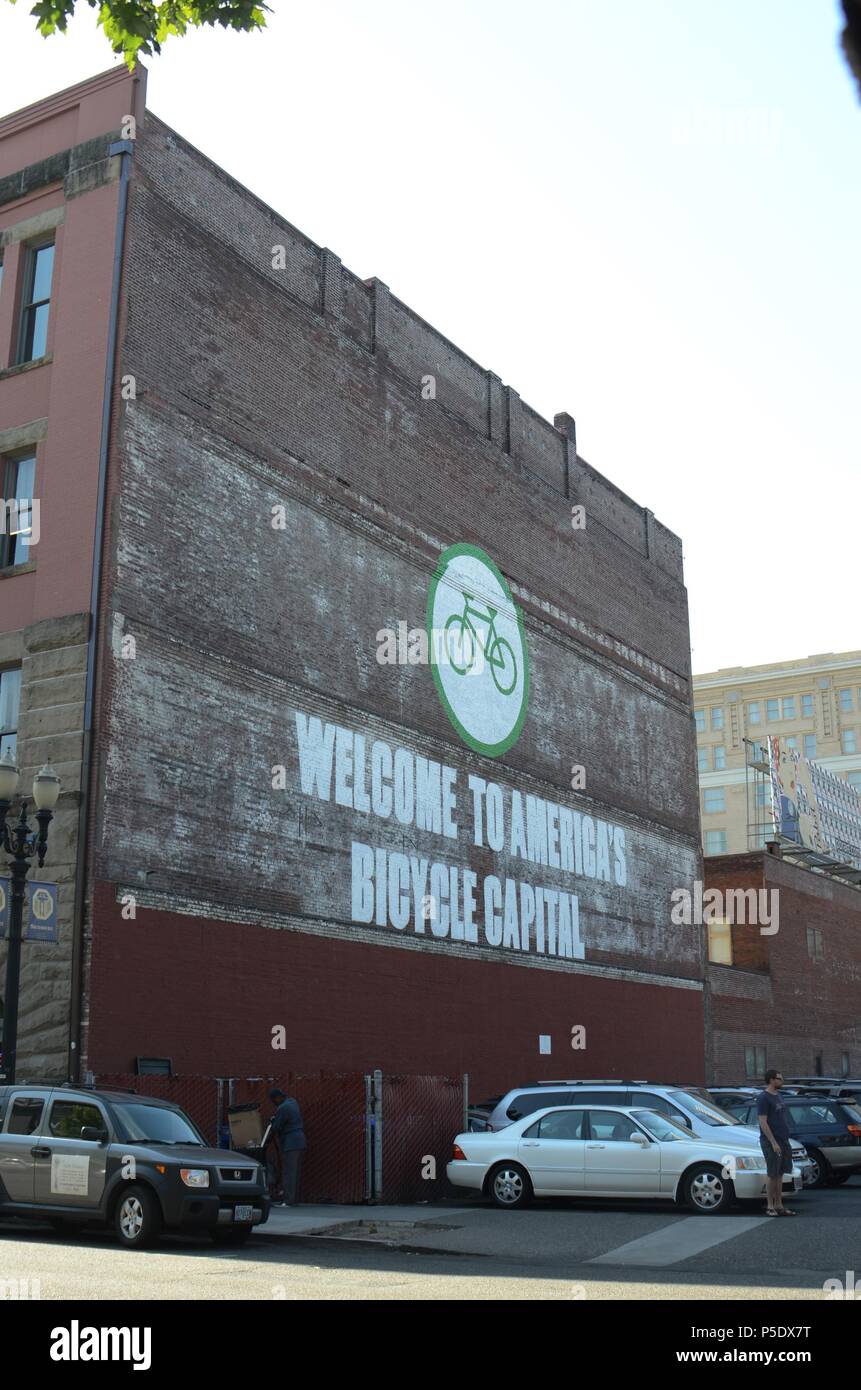 Pdx logo hi-res stock photography and images - Alamy