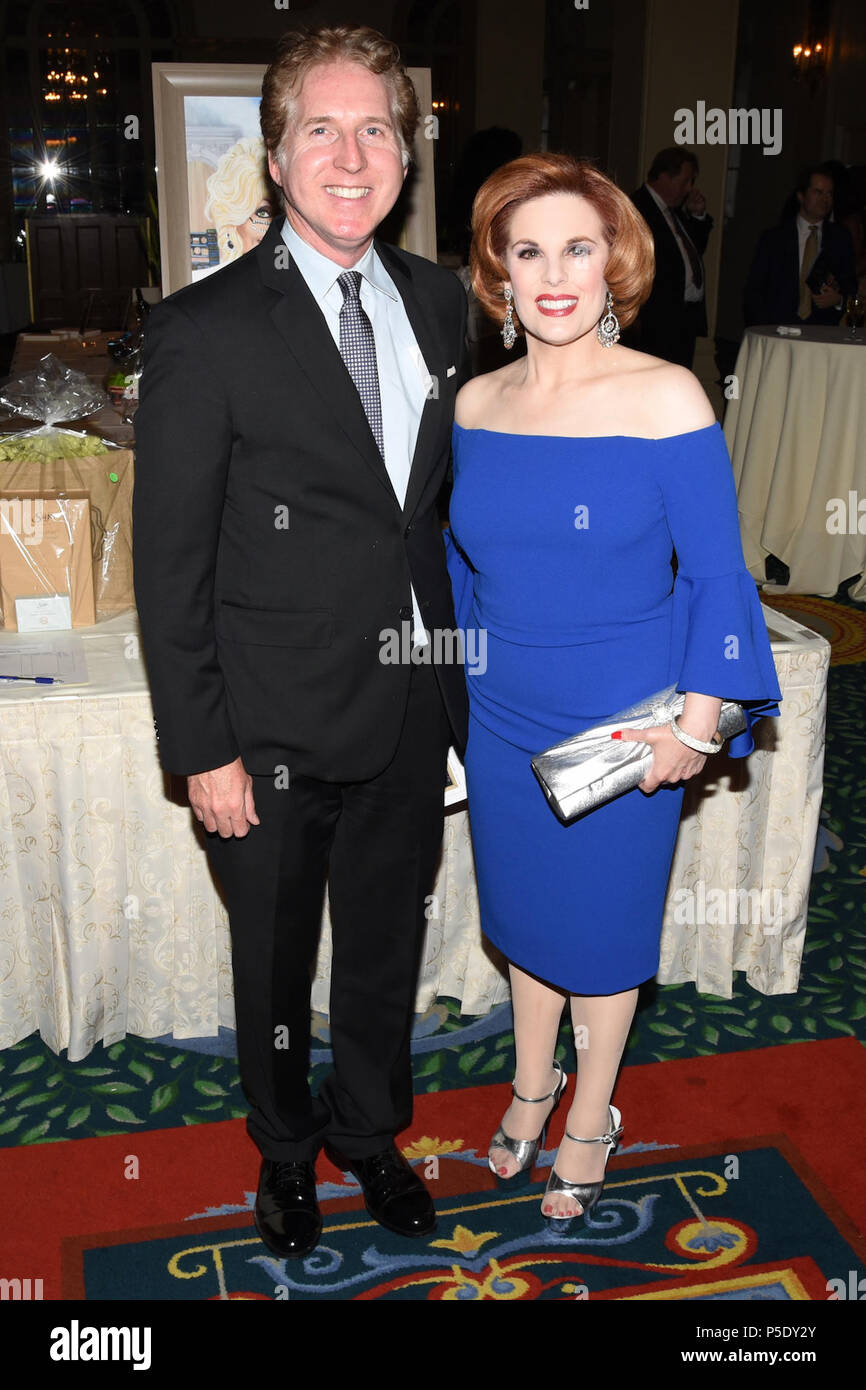 Dolly parton june 24, 2018 hi-res stock photography and images - Alamy