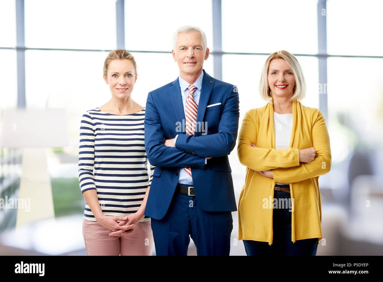 Group of people wearing suit hi-res stock photography and images - Alamy