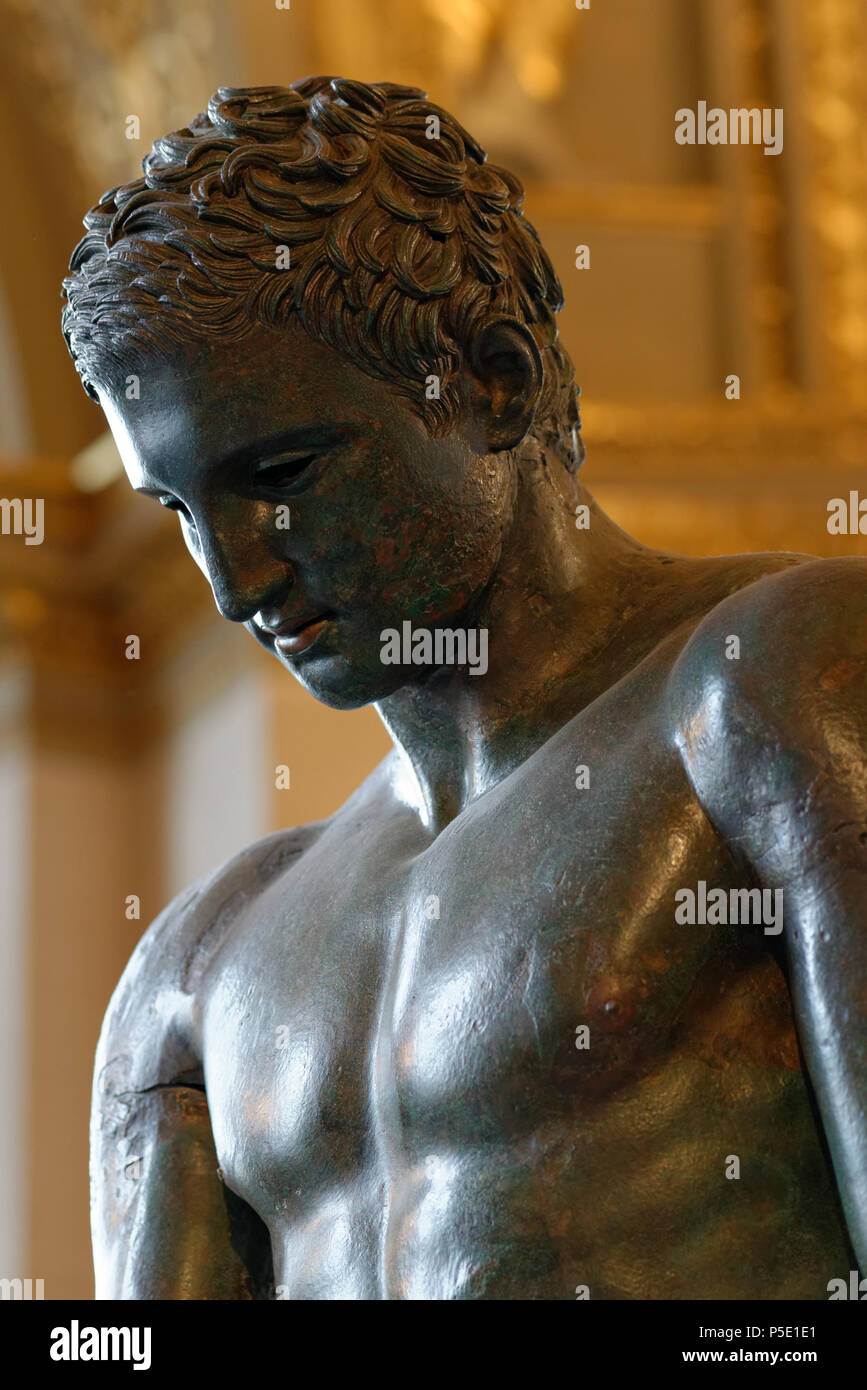 N°13 hi-res stock photography and images - Alamy