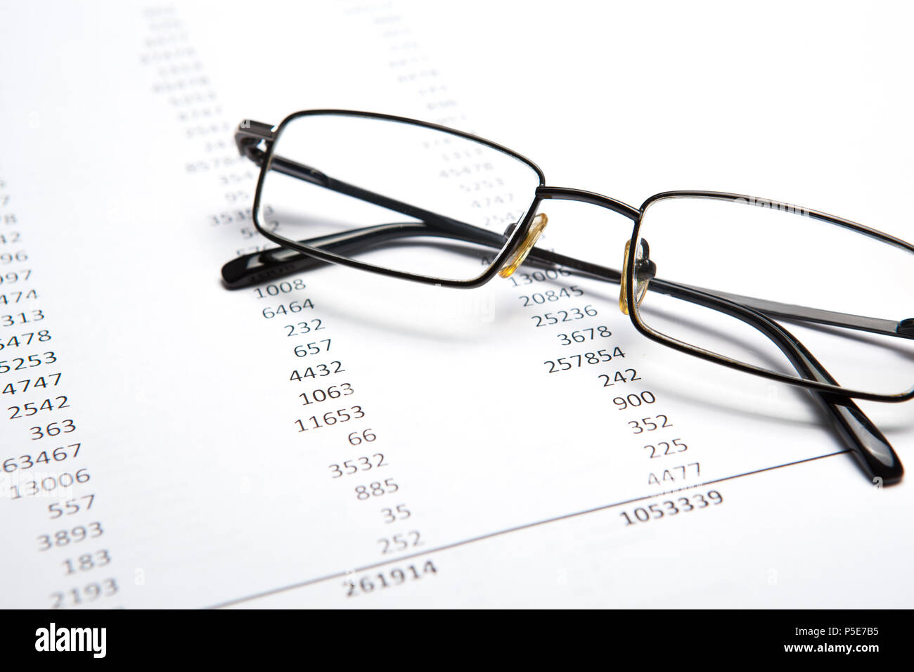 office supplies and paper Desktop points and figures Stock Photo - Alamy