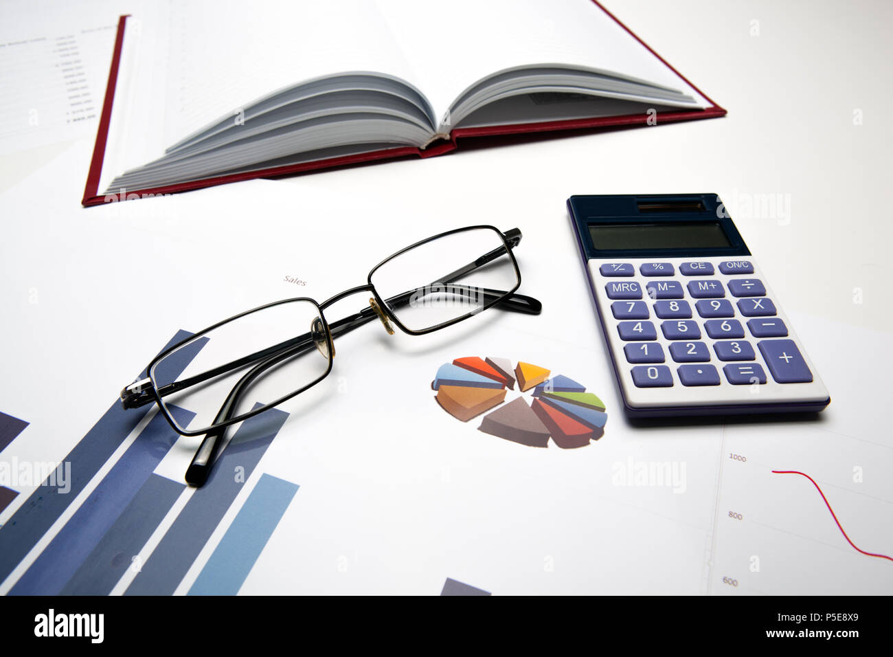 Office still life up chart hi-res stock photography and images - Alamy