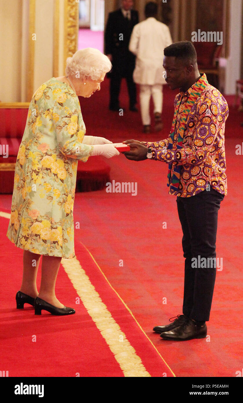 Mr. Shadrack Frimpong from Ghana receives his Young Leaders Award from ...