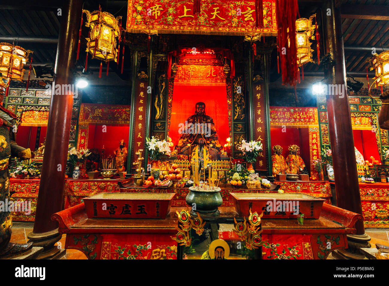 HONG KONG - MAY 30, 2018: Statue inside Pak Tai temple in Wan Chai Hong ...