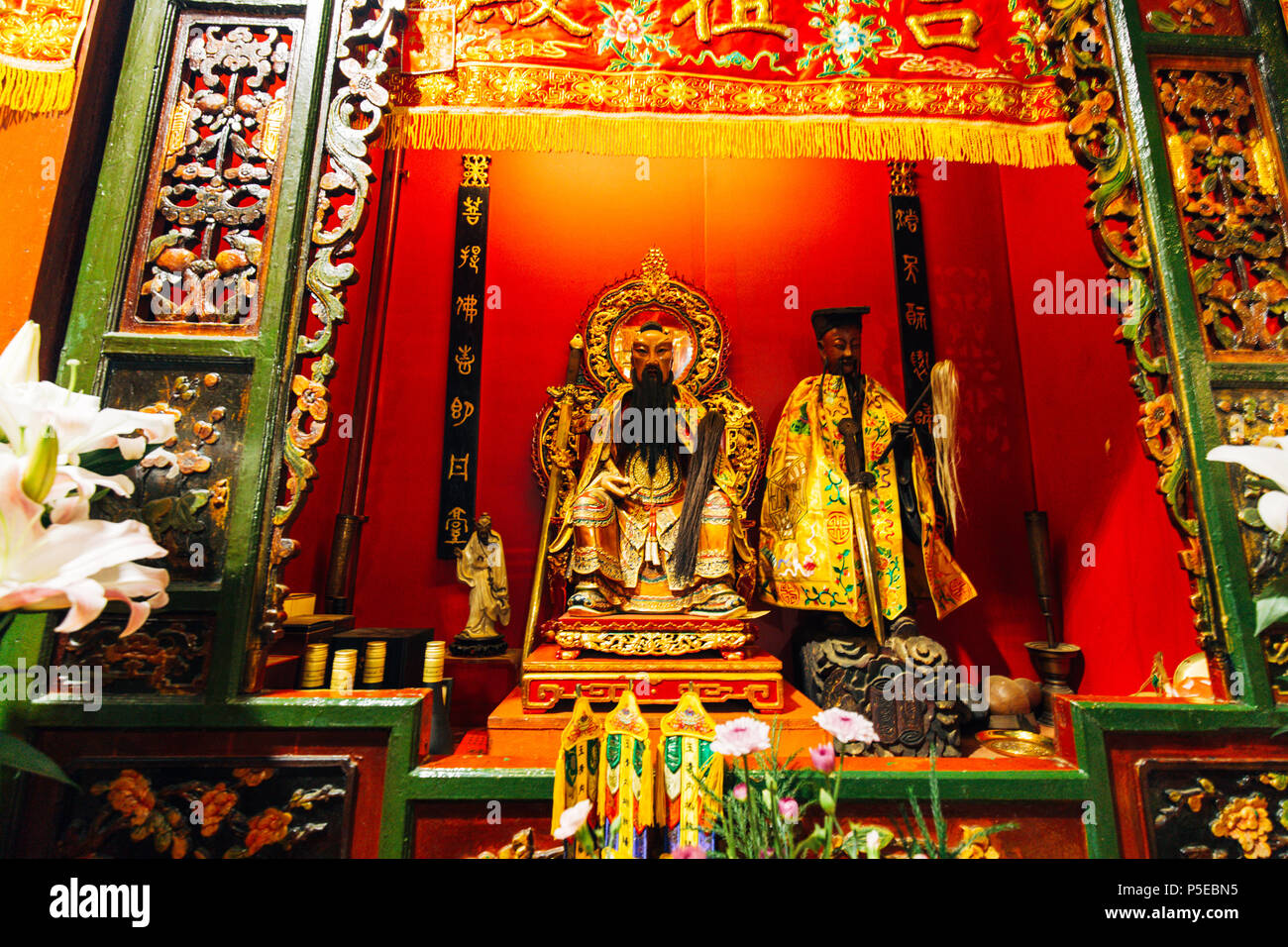 HONG KONG - MAY 30, 2018: Statue inside Pak Tai temple in Wan Chai Hong ...