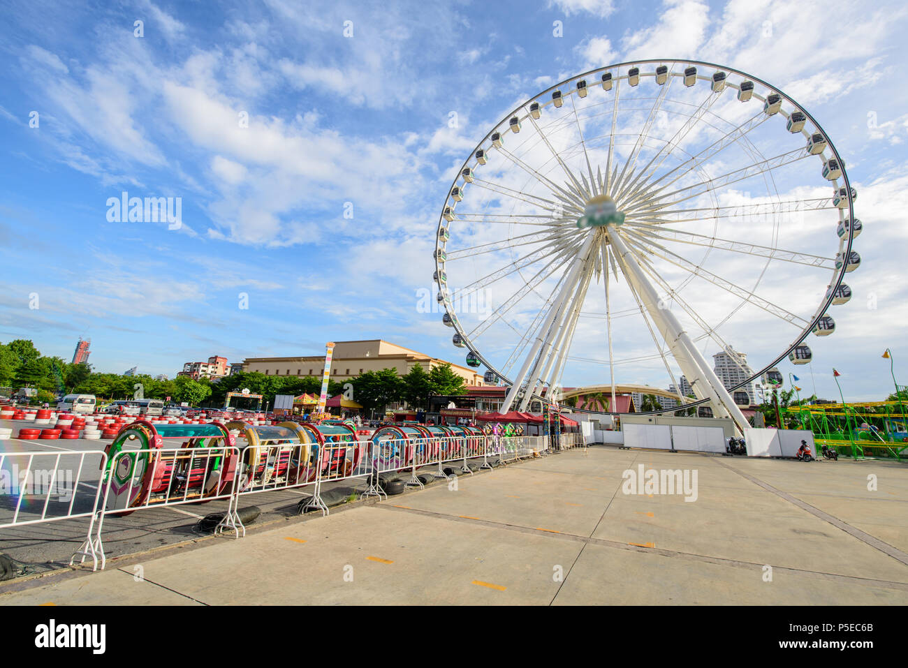 Ferris wheel in carnival park Stock Photo - Alamy