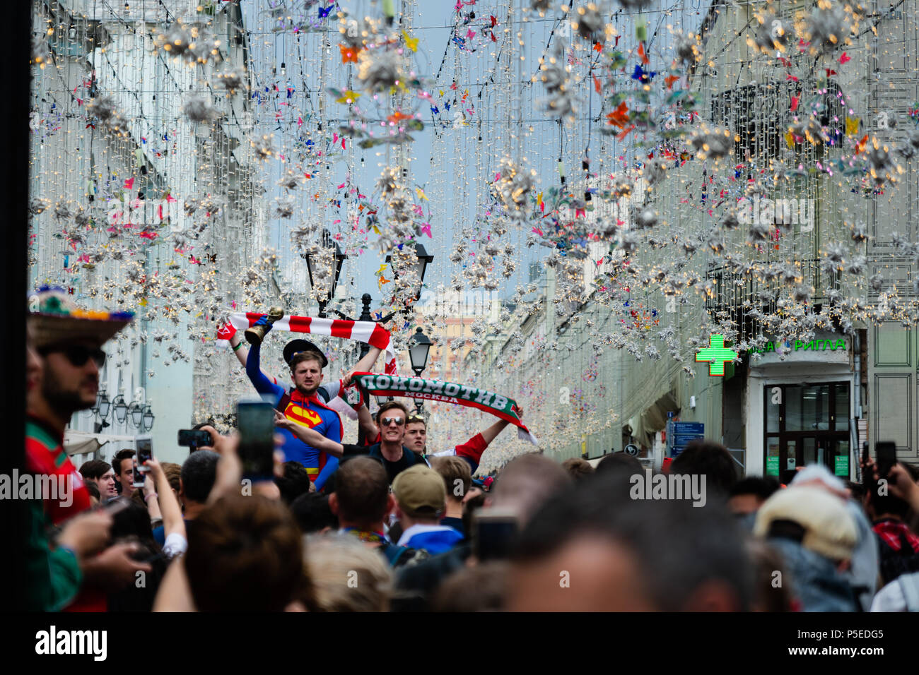 Superman crowd hi-res stock photography and images - Alamy
