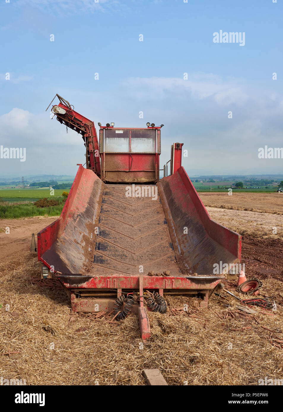 Automated carrot picker hi-res stock photography and images - Alamy