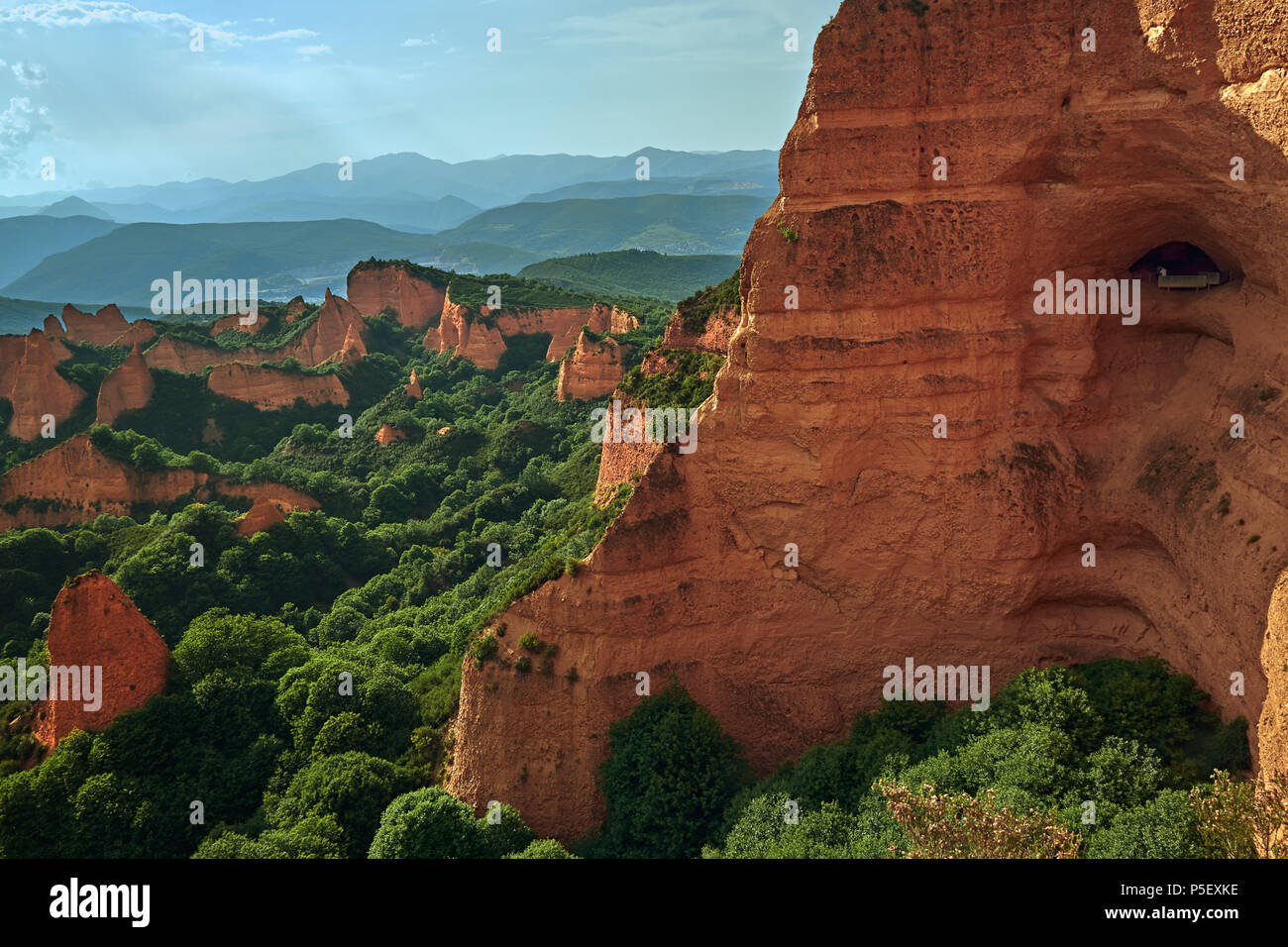 Nature landscape, Las Médulas, roman gold mining World Heritage Site El ...
