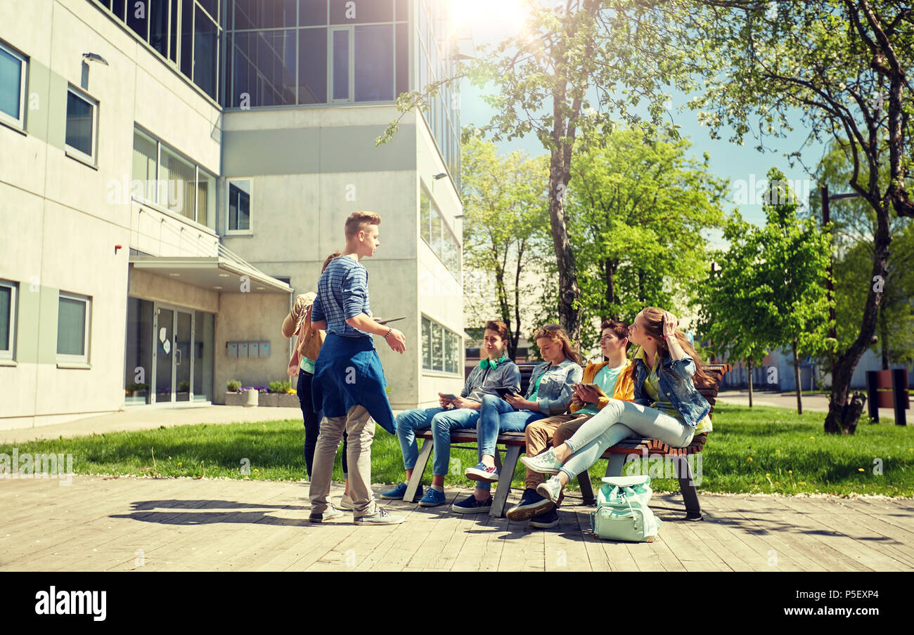 Classmate pc hi-res stock photography and images - Alamy
