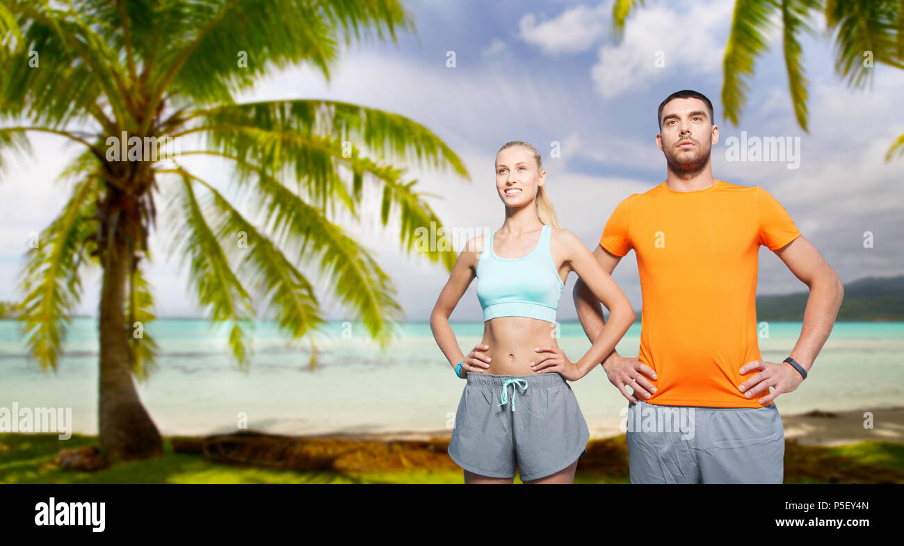 Active sports couple exercising hi-res stock photography and images - Alamy