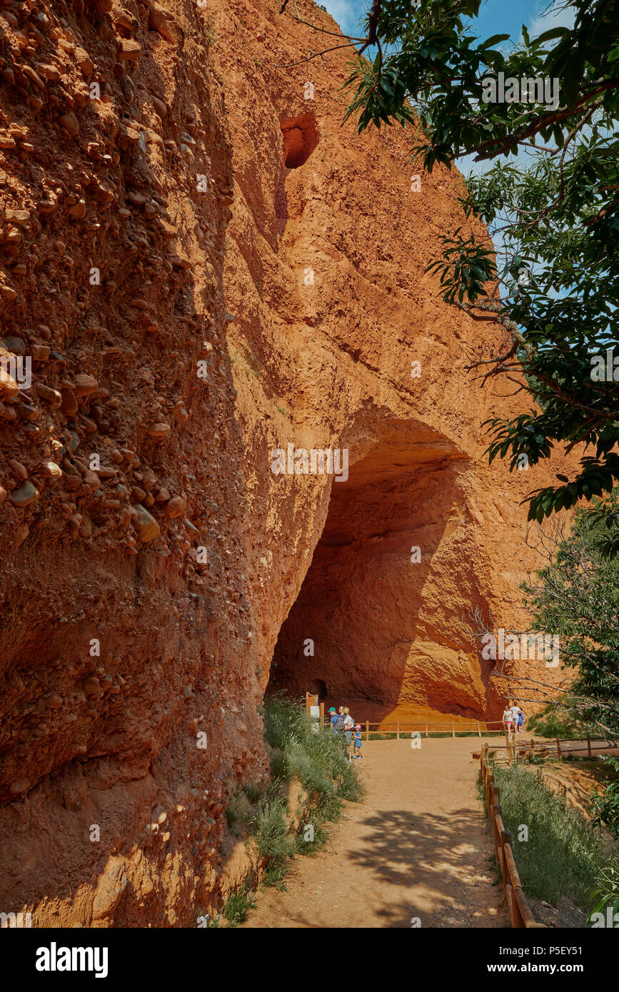 Nature landscape, Las Médulas, roman gold mining World Heritage Site El ...
