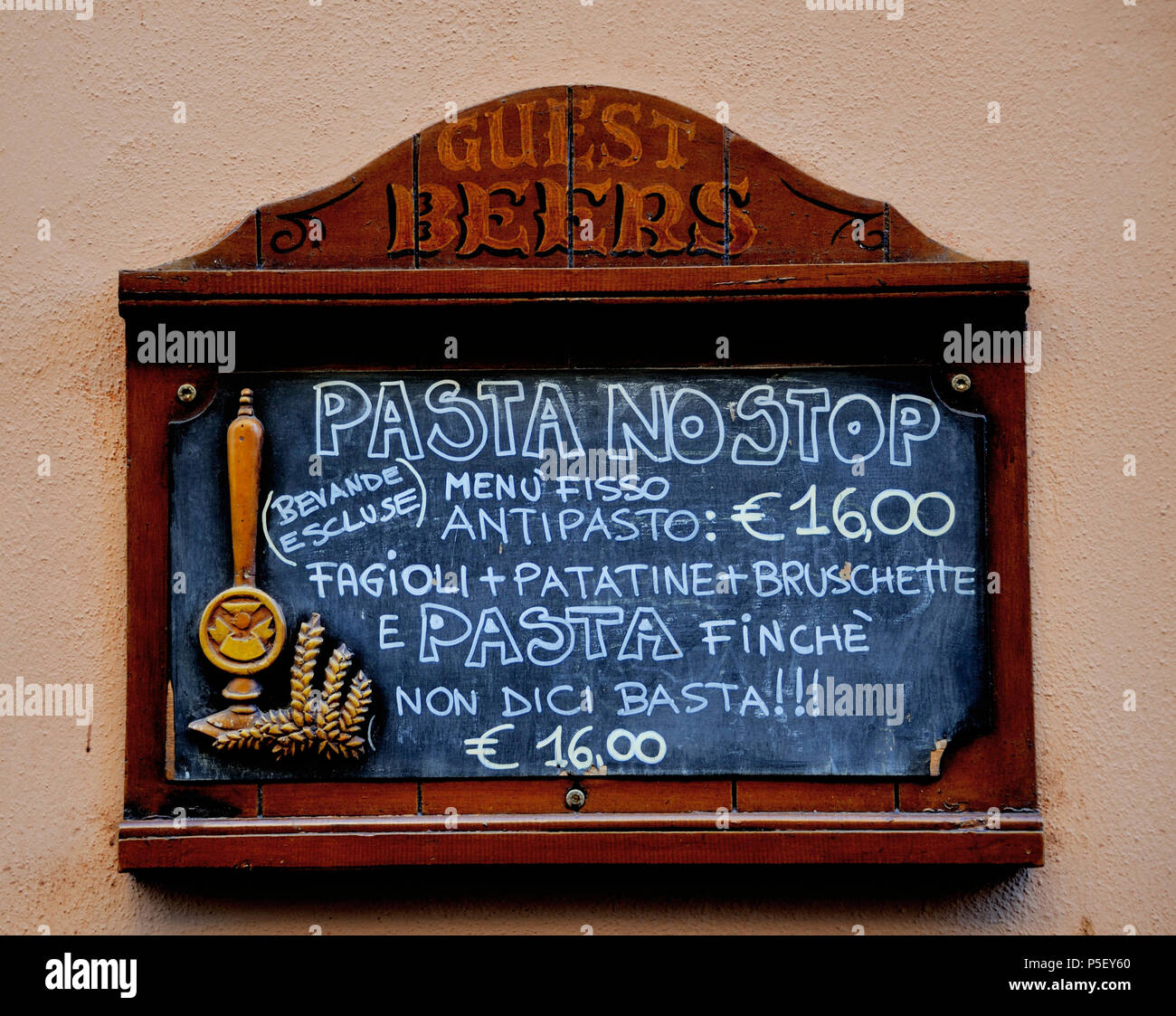 Restaurant menu sign in hi-res stock photography and images - Alamy