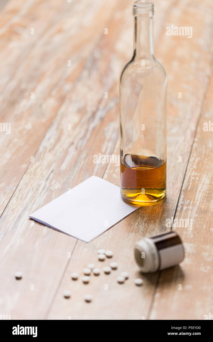 Alcohol poisoning hi-res stock photography and images - Alamy