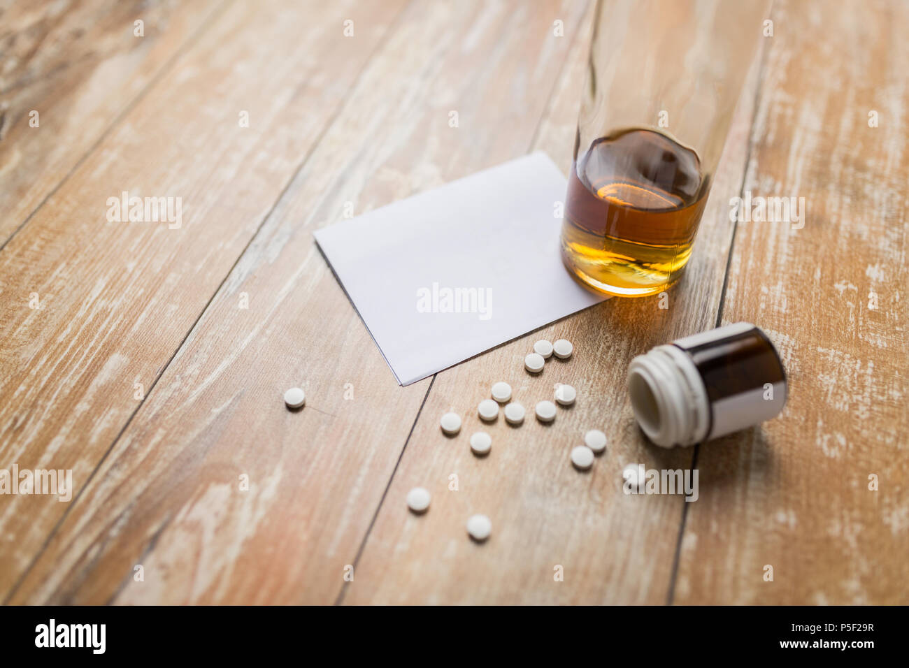 Antidepressant bottle hi-res stock photography and images - Alamy