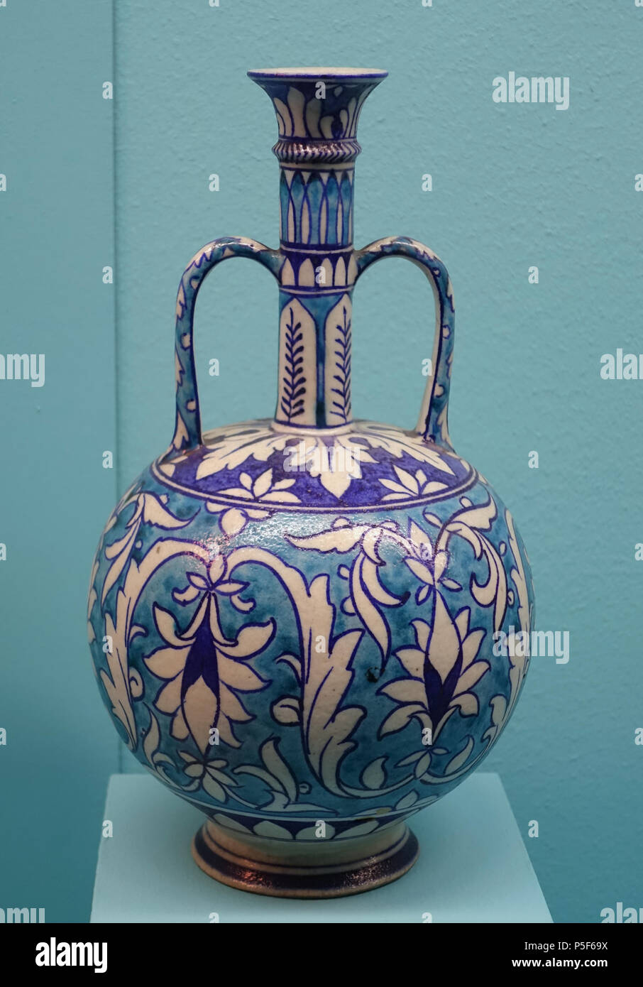 Frit hi-res stock photography and images - Alamy