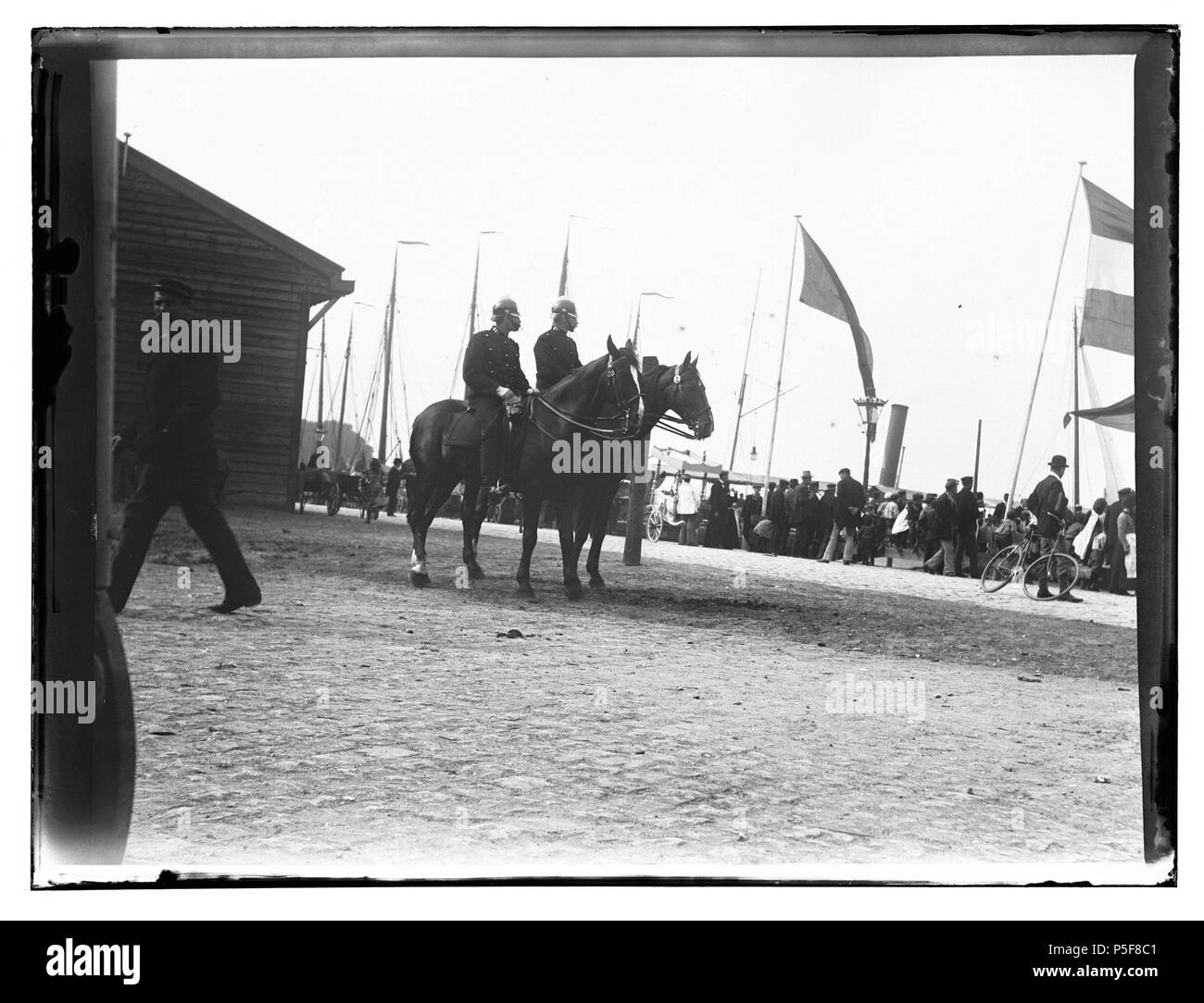 Dutch racing yacht Black and White Stock Photos & Images - Alamy