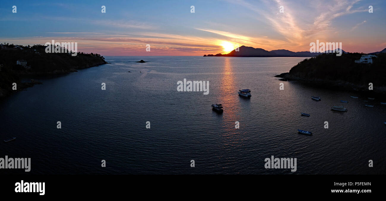 Aerial panorama sunset of Manzanillo Bay, Mexico Stock Photo - Alamy