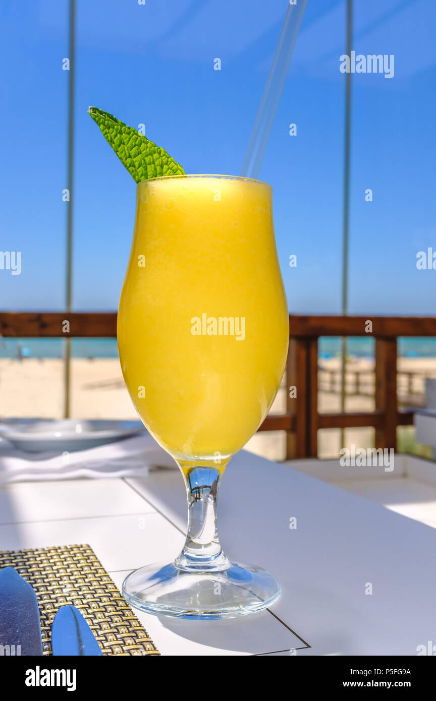 Mango beach hi-res stock photography and images - Alamy