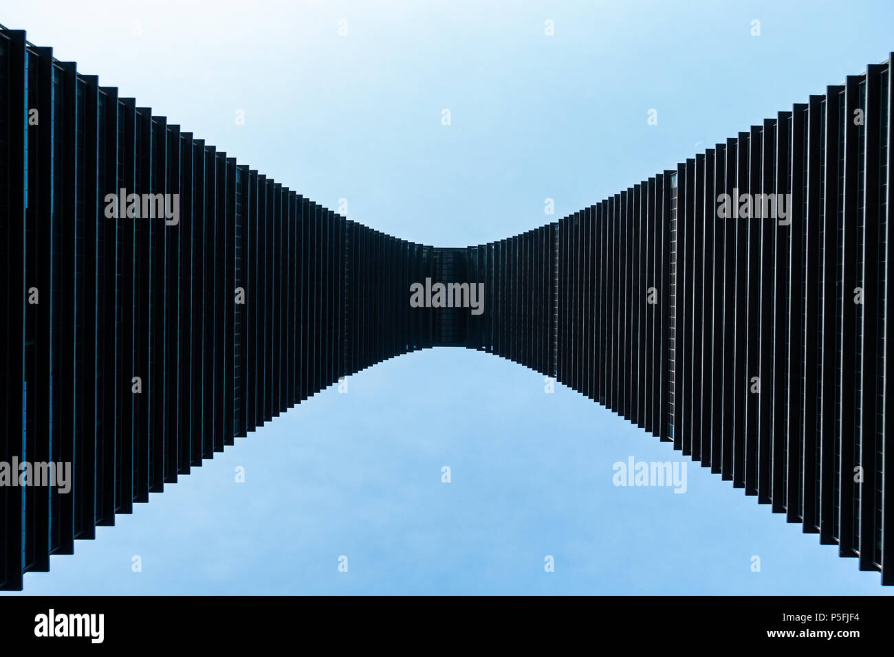 Suzhou gate to the east hi-res stock photography and images - Alamy