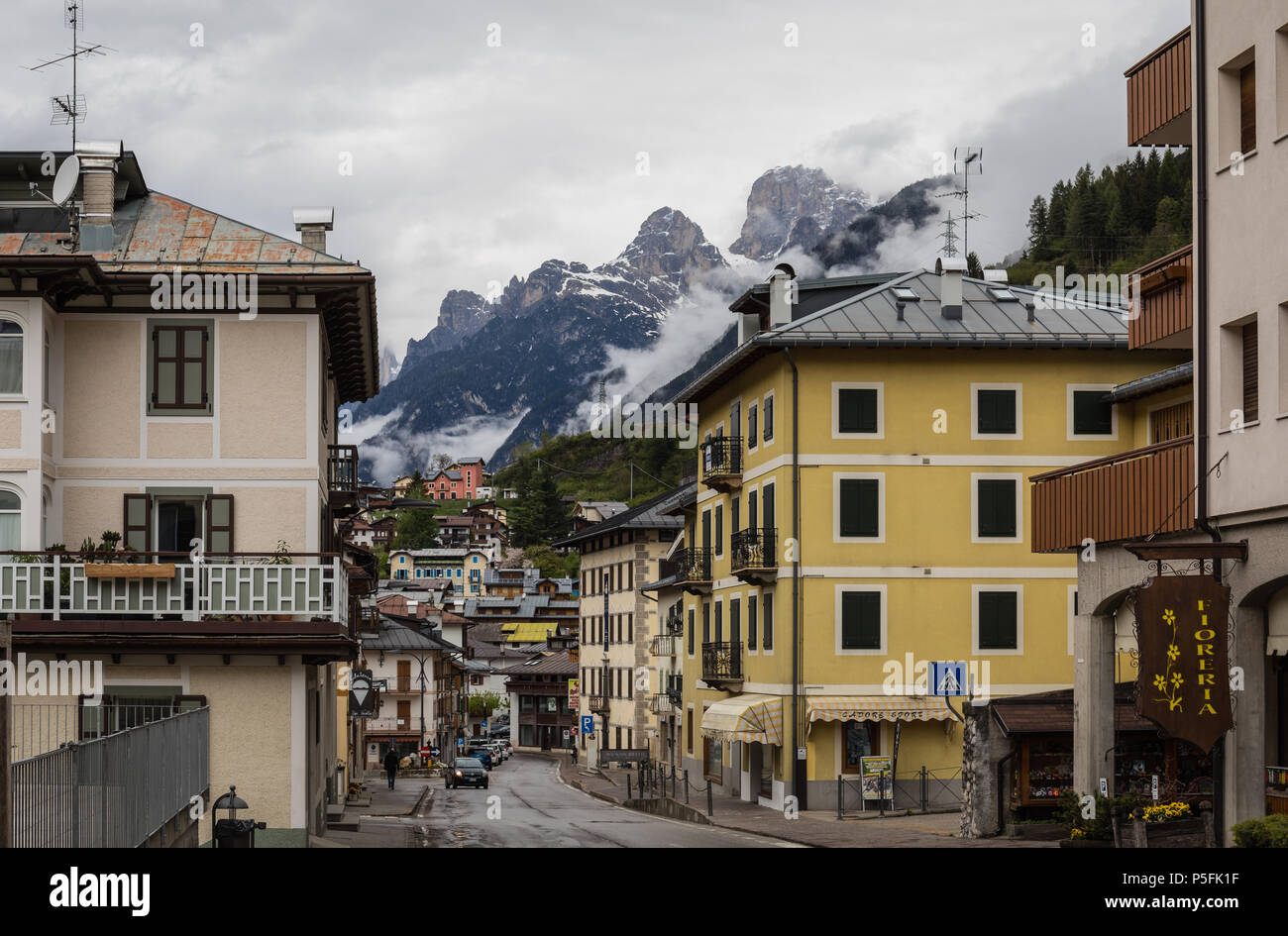 Town of auronzo hi-res stock photography and images - Alamy