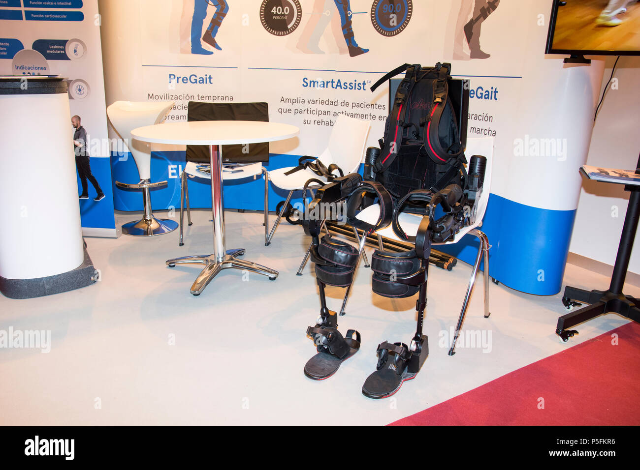 Spinal cord injury hi-res stock photography and images - Alamy