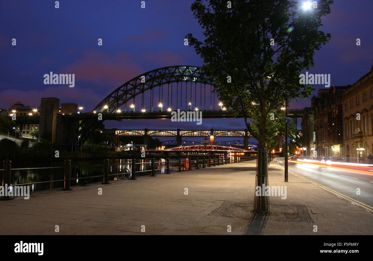Quayside landscape hi-res stock photography and images - Alamy