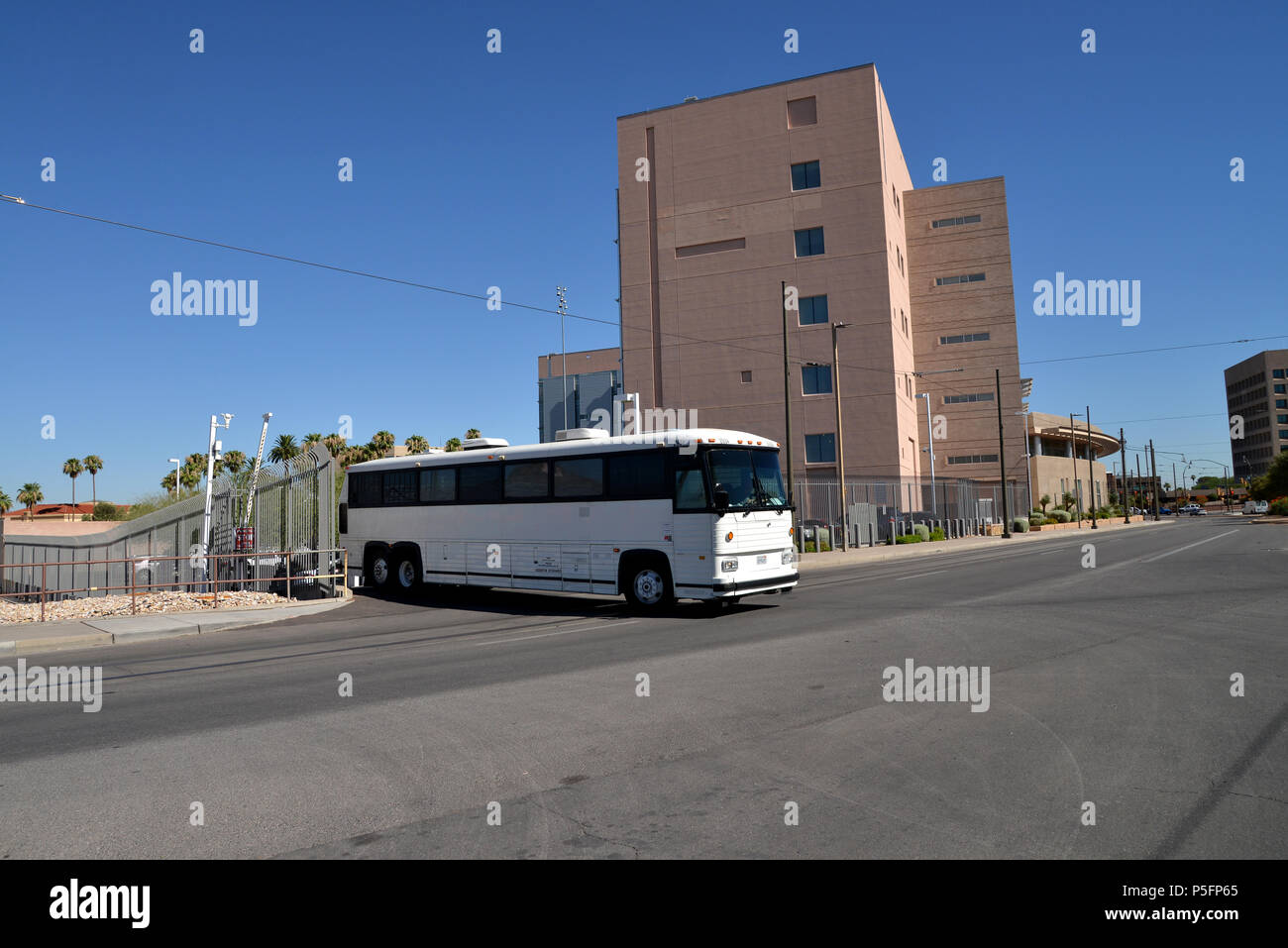 Asylum immigration court u s hi-res stock photography and images - Alamy