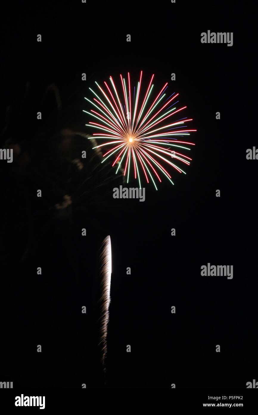 Fireworks display small hi-res stock photography and images - Alamy