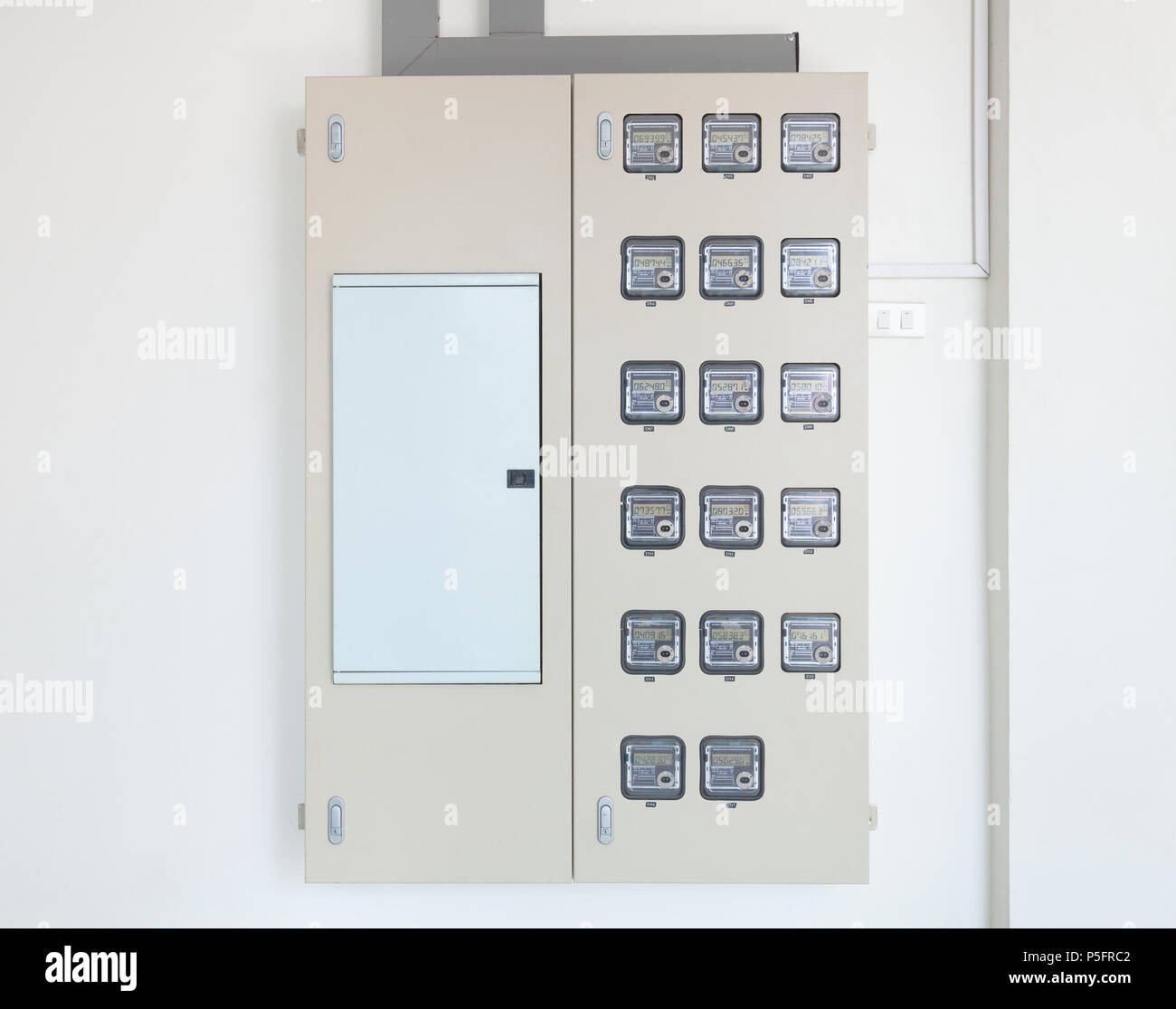 Smart meter readout hi-res stock photography and images - Alamy