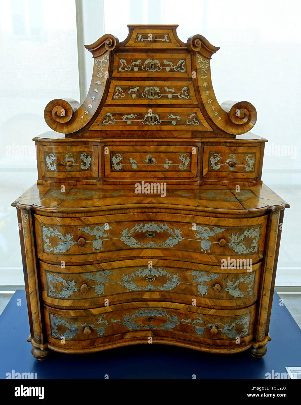 Walnut oak beech and maple hi-res stock photography and images - Alamy