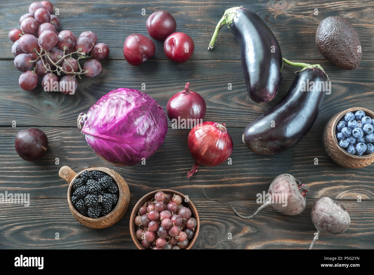 Purple fruits and vegetables Stock Photo - Alamy