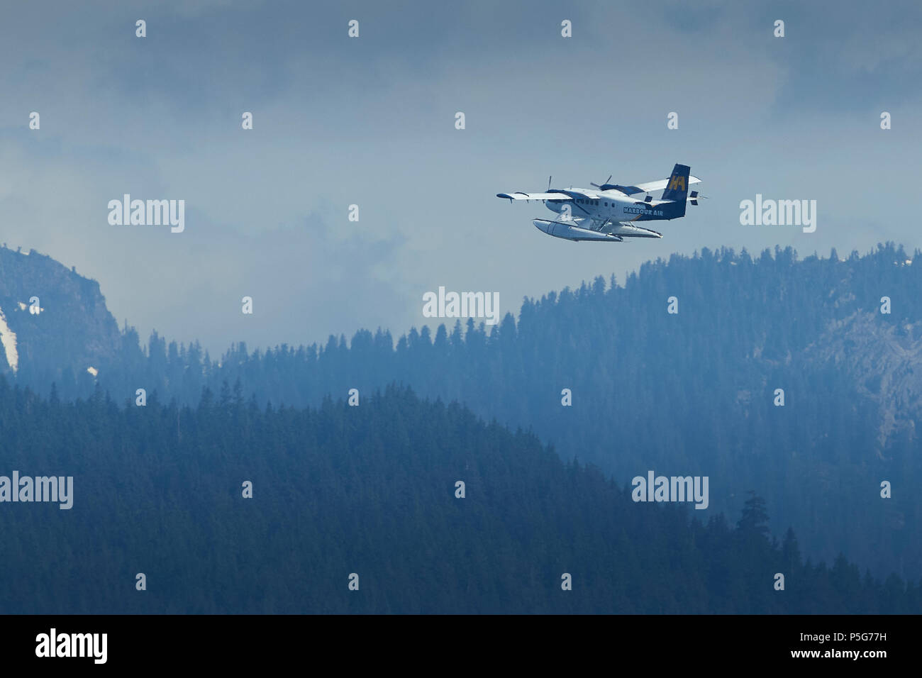 Harbour Air Seaplanes de Havilland Canada DHC-6 Twin Otter Floatplane ...
