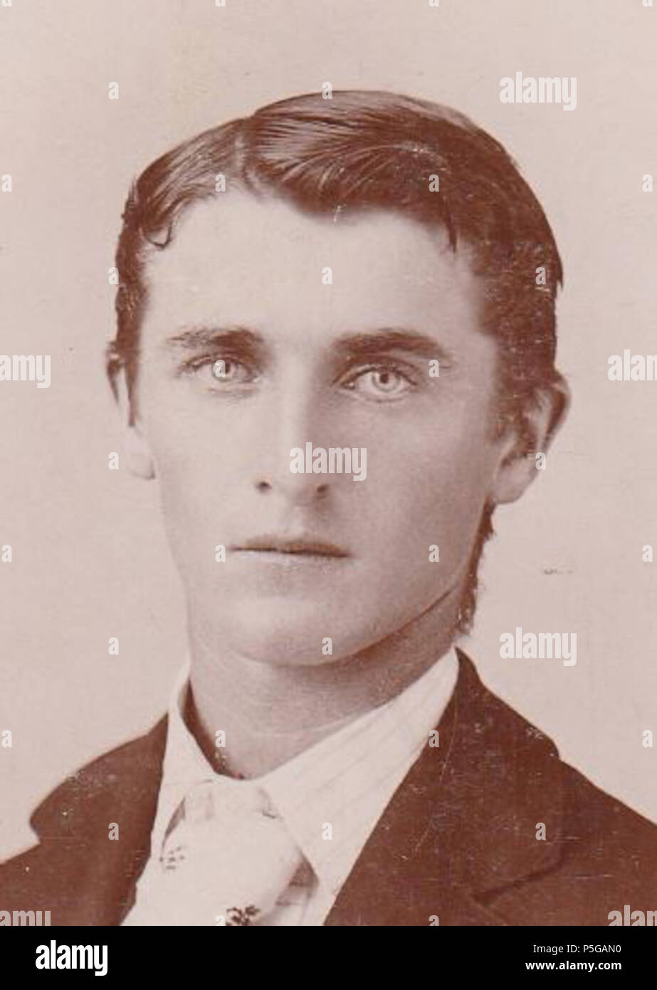 N/A. English: Photograph of Bloody Bill Anderson . before 1923 photo ...