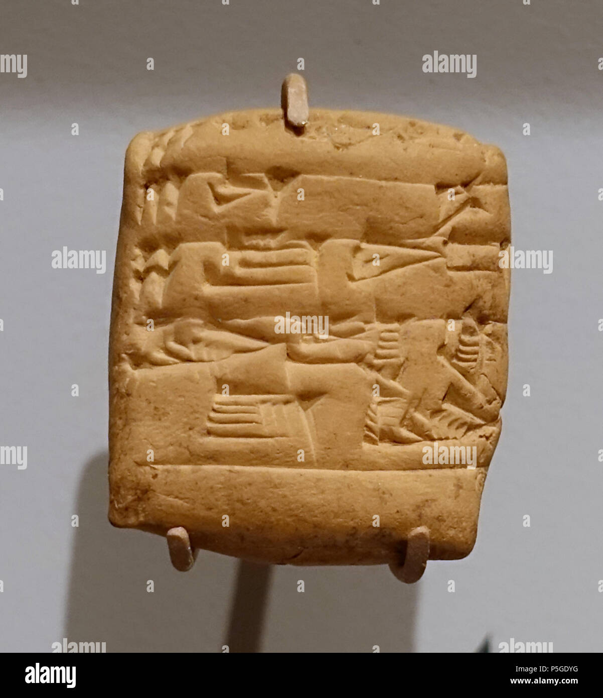 Cuneiform tablet and beer hi-res stock photography and images - Alamy