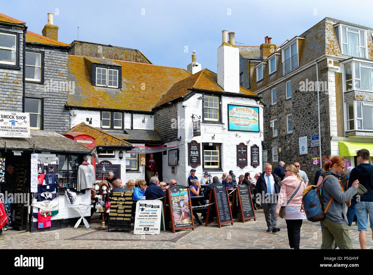 The harbourside Sloop Inn in St.Ives Cornwall England UK Stock Photo ...