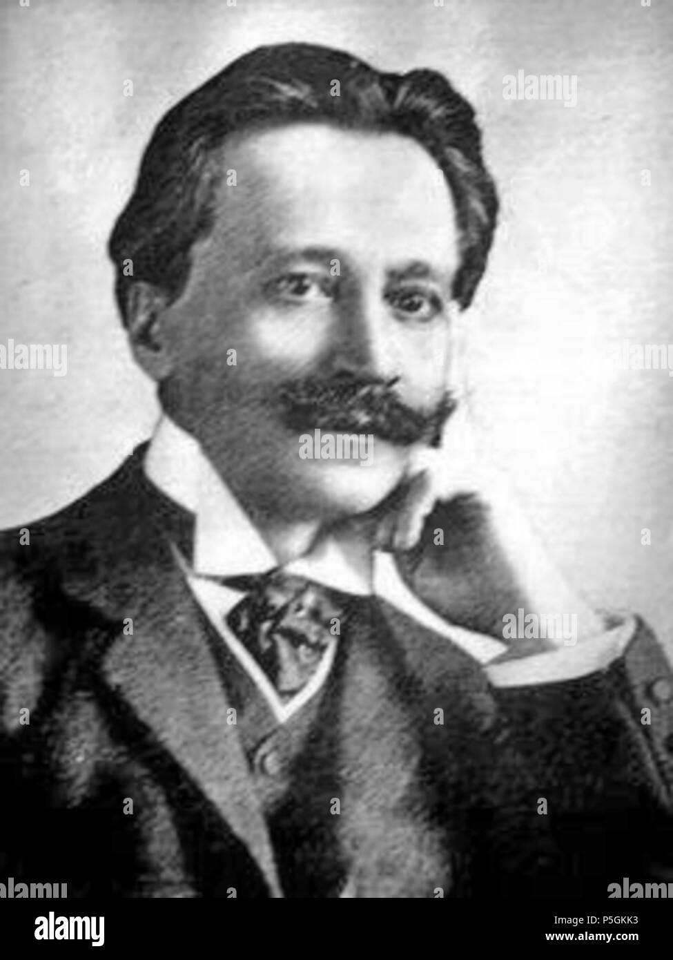 Mas de 100 años hi-res stock photography and images - Alamy