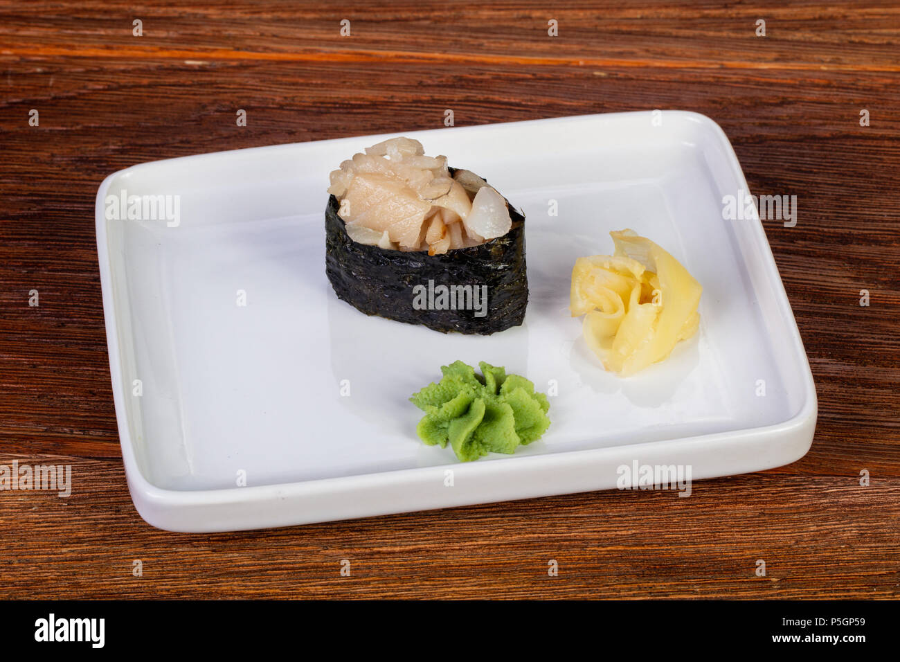 Japanese sushi gunkan with dorado Stock Photo - Alamy