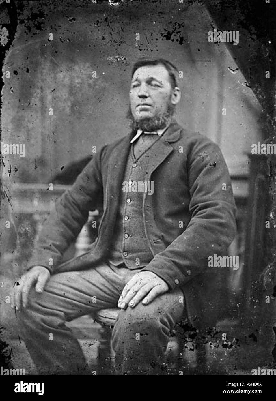 [A man sitting] [graphic].. 1 negative : glass, wet collodion, b&w ; 11 ...