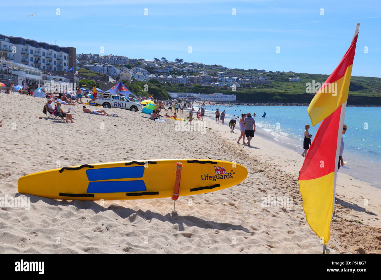 RNLI Lifeguards On Porthmeor Beach, St Ives - Cornwall Stock Photo - Alamy