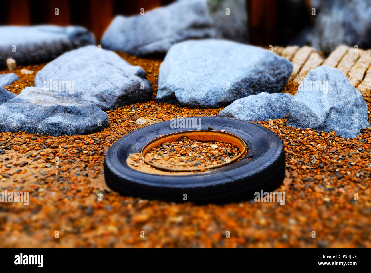 Lorry wheel hi-res stock photography and images - Alamy