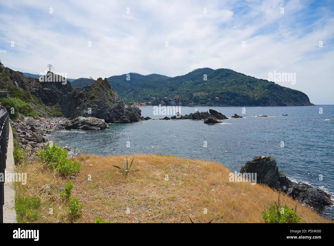 Bay levanto hi-res stock photography and images - Alamy